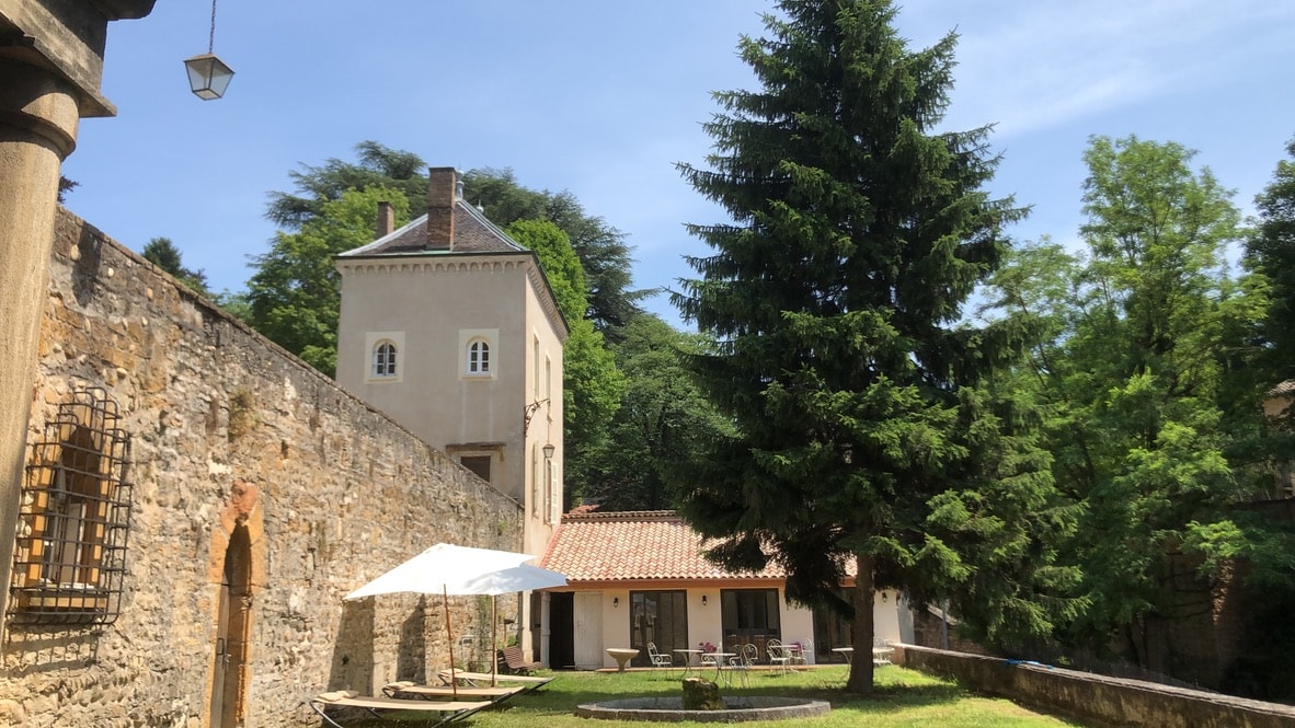 La tour de garde - Booking LyonCountryHouse